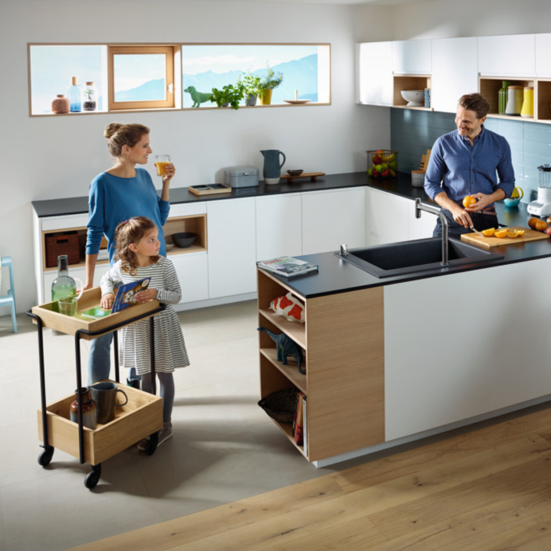 Metris Select M71 2-Hole Single Lever Kitchen Mixer 200, Pull-out Spout ...